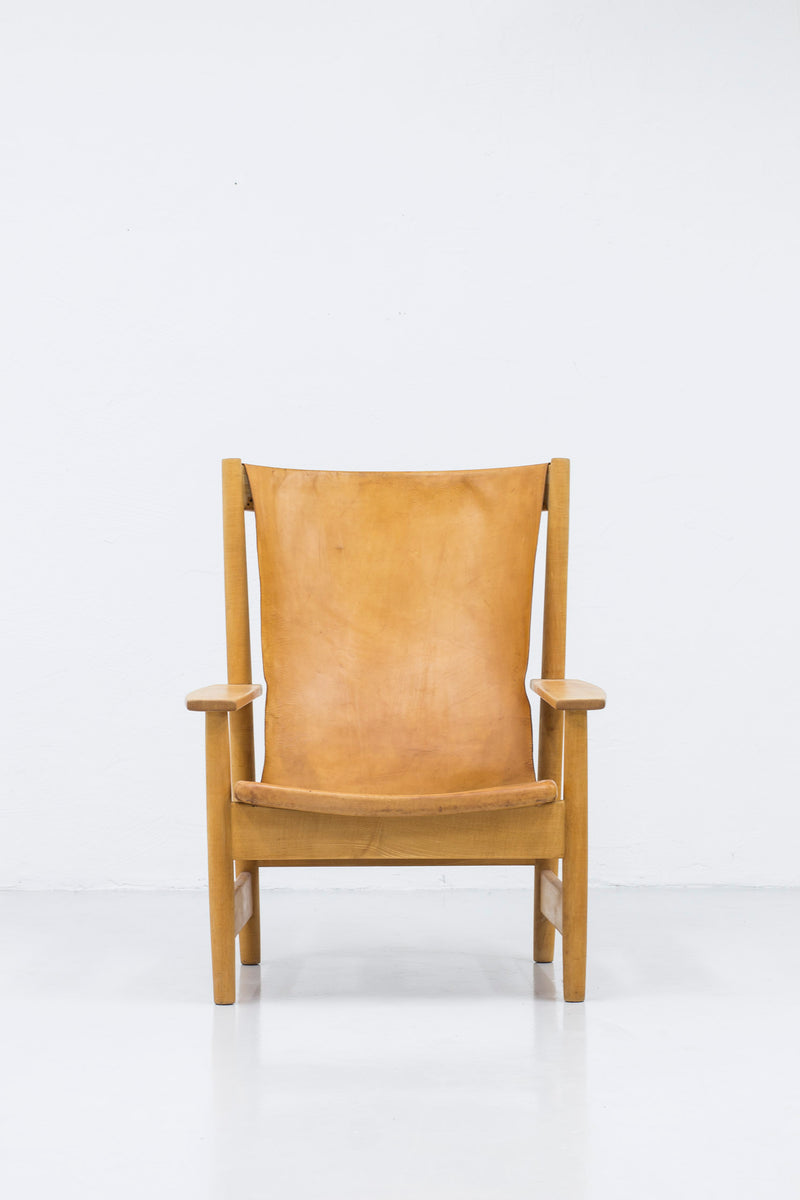 Swedish modern leather lounge chair – MODERNISTEN
